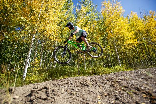 Roaring Fork Valley receives gold-level recognition for mountain biking ...